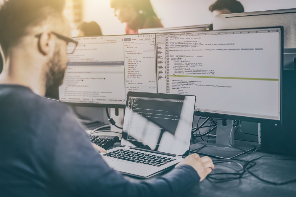 How Tech-driven Change Management Boosts Employee Development